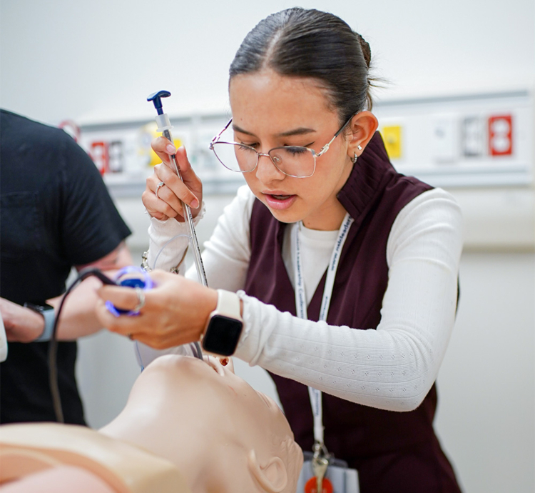 High School Summer Nursing Program | National Student Leadership Conference